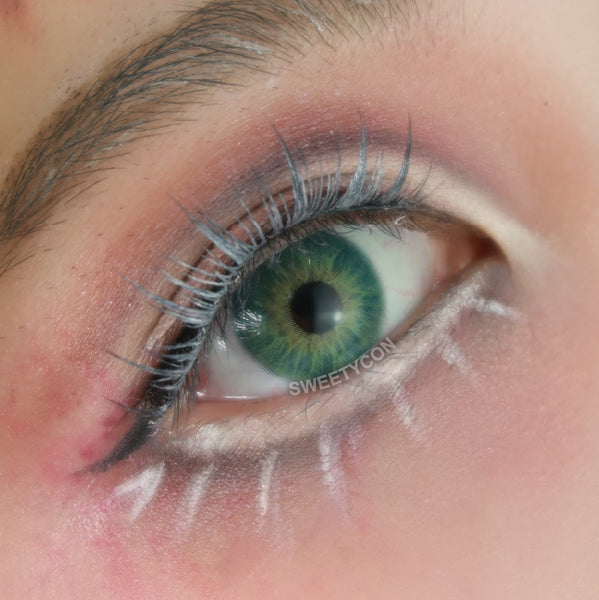Hazel Green Contacts: Stunning Green Yellow Contact Lenses – UNIQSO