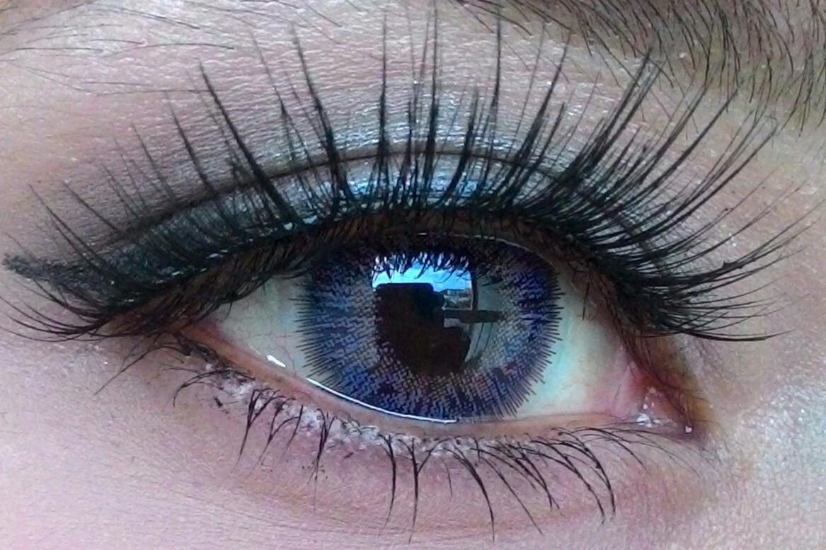 Create a Dolly-Inspired Look with Hybrid Purple Colored Contacts – UNIQSO